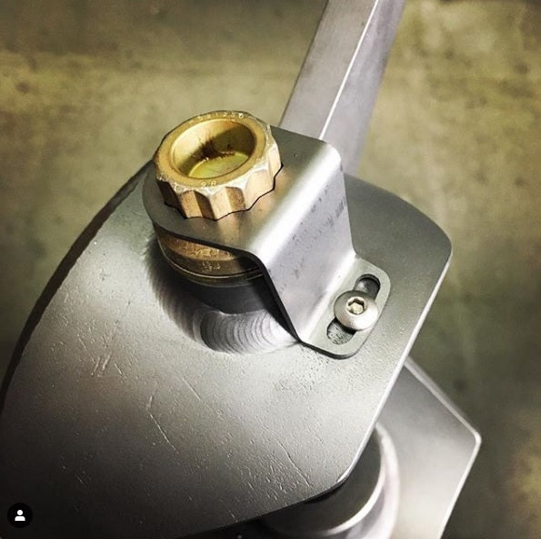 Bolt Retainers – Eversen Performance Products