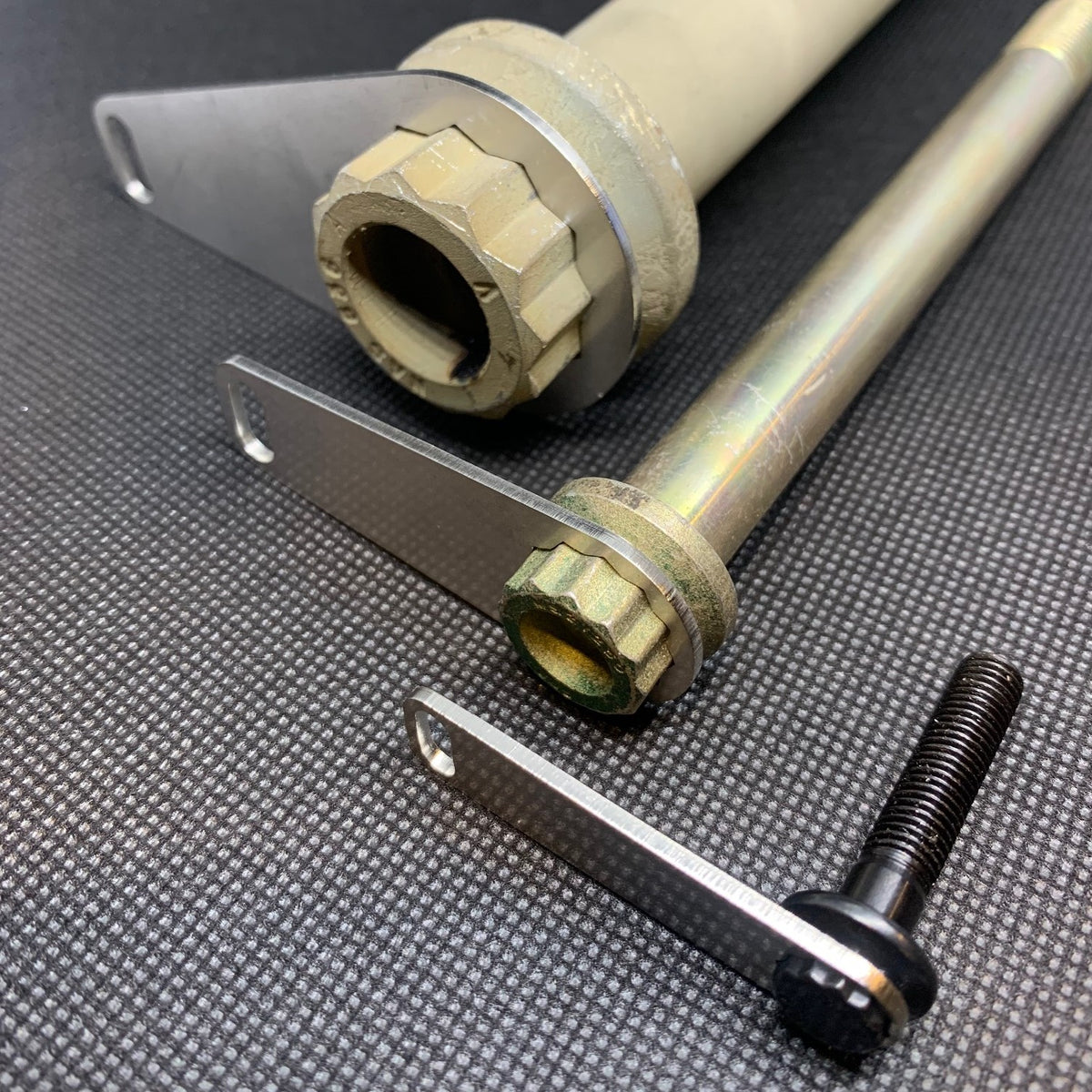 Bolt Retainers – Eversen Performance Products